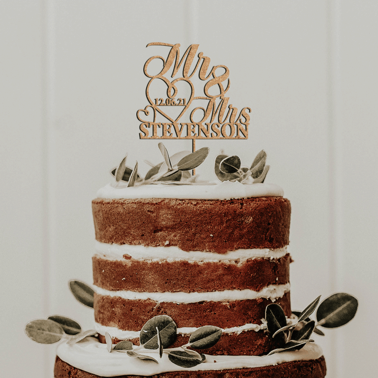 Custom Wedding Cake Topper with Heart, Gold Wedding Topper