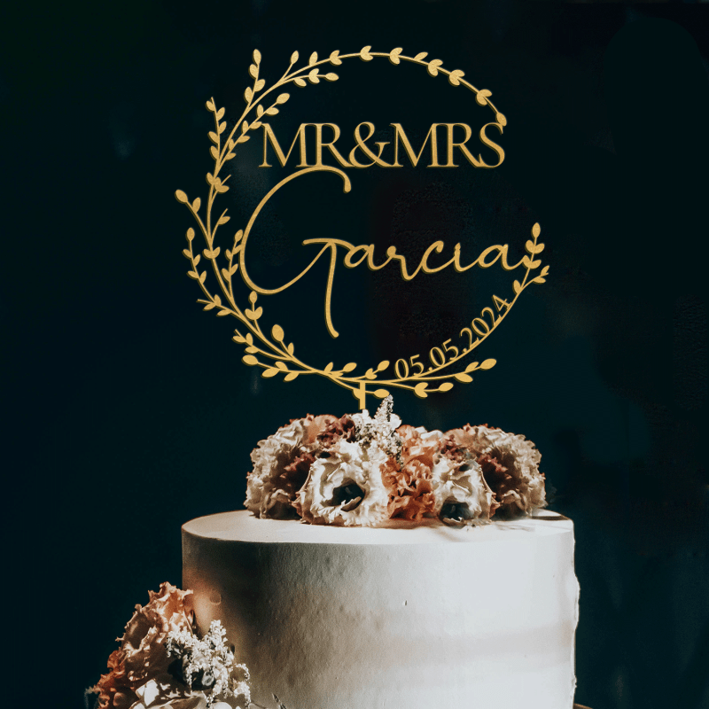 Wreath Wedding Cake Topper, Rustic Cake Topper with Mr and Mrs